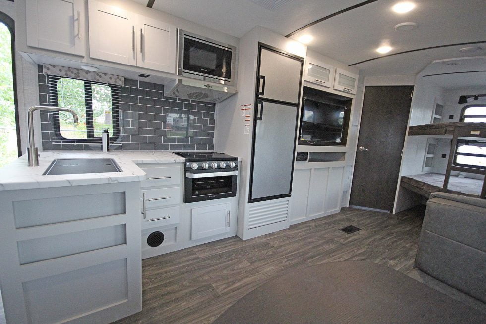 A Look at the 2021 Keystone Bullet 290BHS Travel Trailer - Explorer RV Club